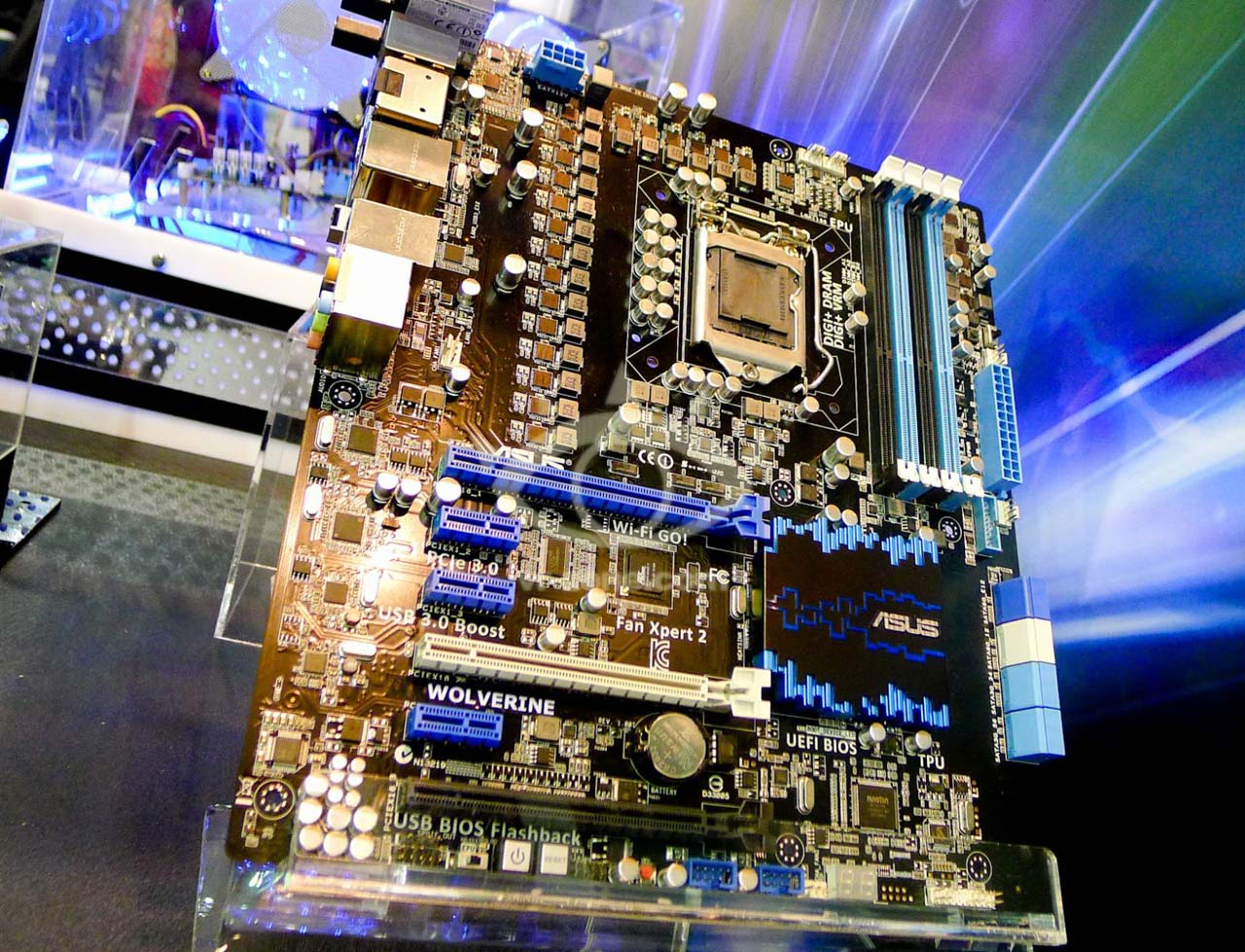 Pas assez de phases ? Asus présente sa Wolverine Z77 - Le comptoir du ...