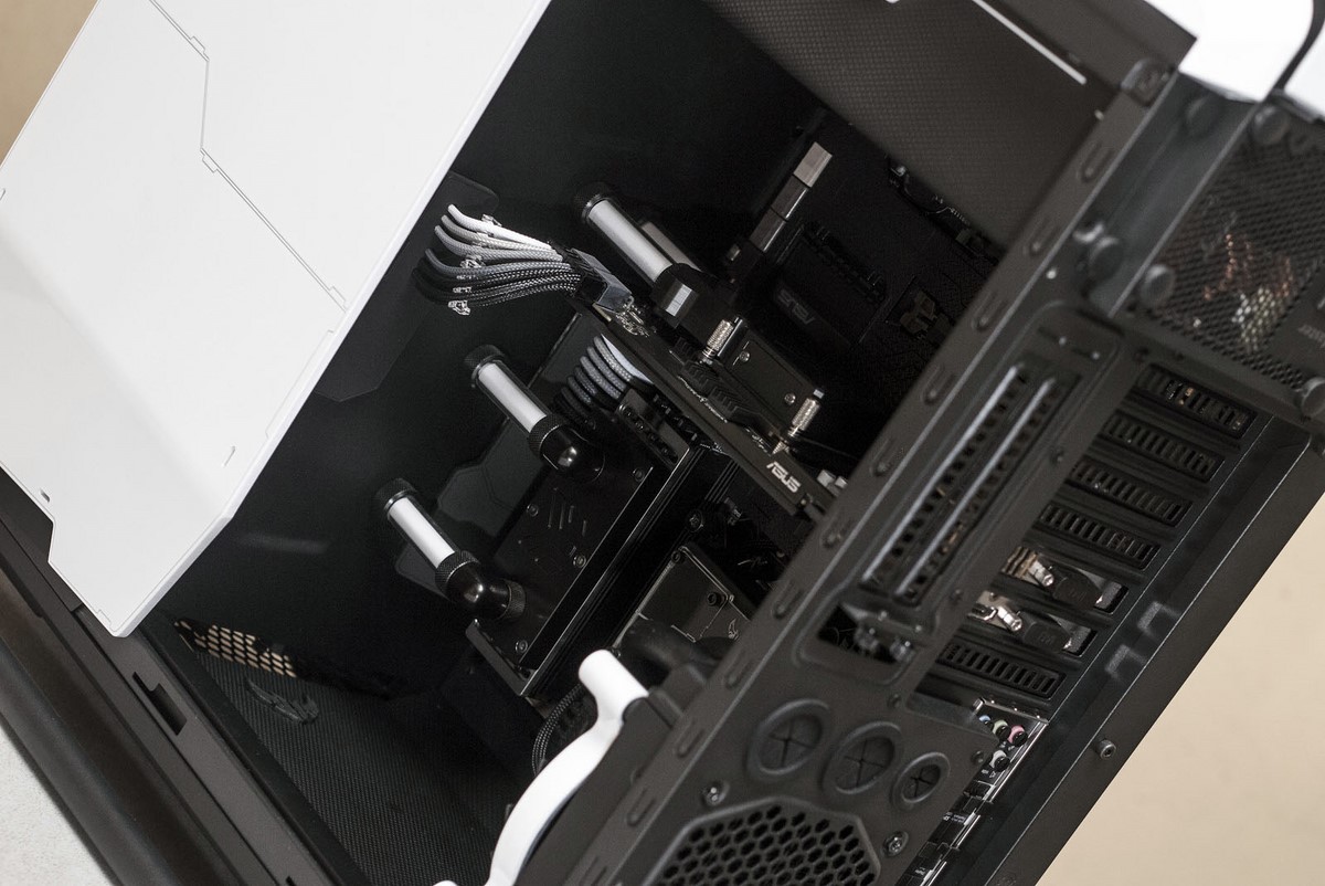 Modding • Tantric - Cosmos SE - Le comptoir du hardware