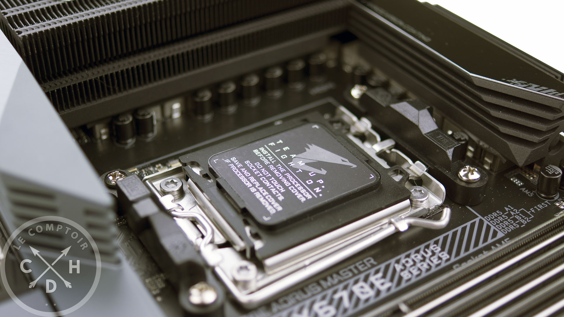 Test • AMD Ryzen 9 7950X, 7900X, Ryzen 7 7700X & Ryzen 5 7600X : Zen 4 ...