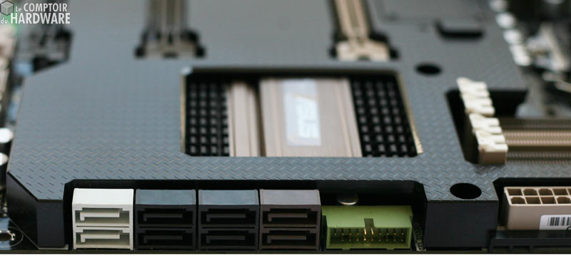 Review • Asus Sabertooth Z77 - Le comptoir du hardware