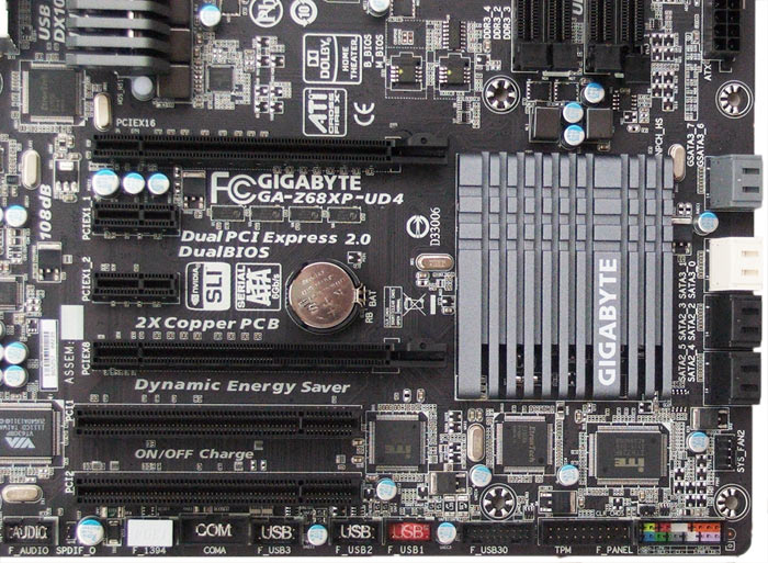 Test • Gigabyte Z68X-UD3H et Z68XP-UD4 - Le comptoir du hardware