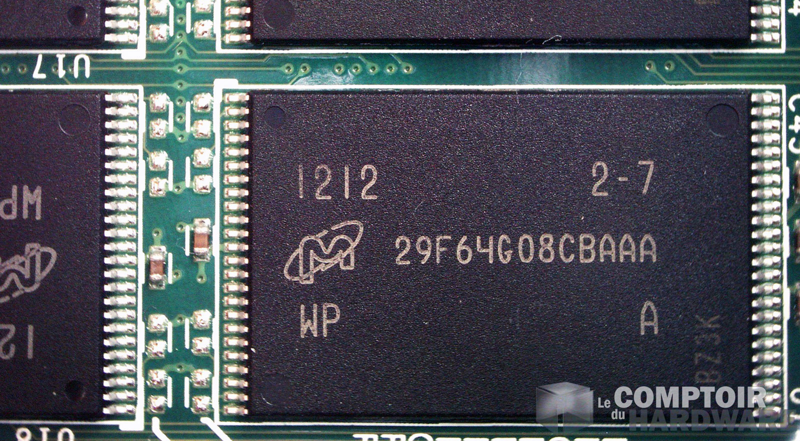 Hard du hard • Anatomie du PCB d'un SSD - Le comptoir du hardware