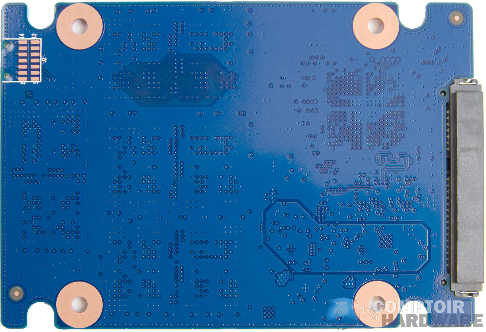 Hard du hard • Anatomie du PCB d'un SSD - Le comptoir du hardware